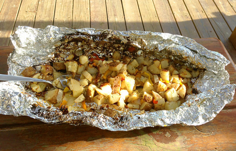 Cheddar Bacon BBQ Grilled Potatoes Recipe | Food Family Finds